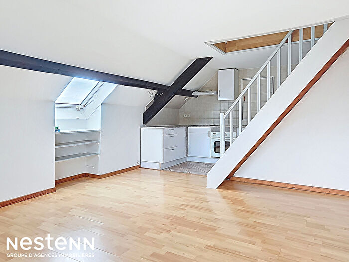 Appartement à louer - Vand uvre-lès-Nancy, Vandoeuvre Sud - 2 pièces - 1 chambre