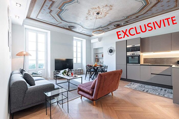 Appartement 3 pièces à Nice, Le Port, à vendre