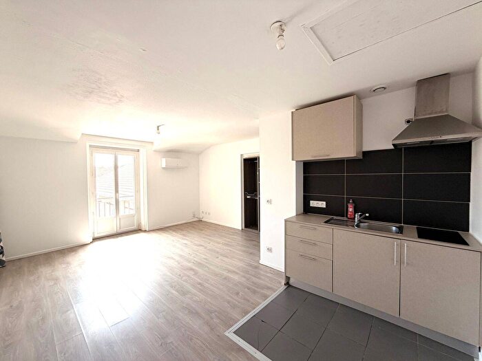 Appartement 1 pièce à louer - Centre Ville, Le Coteau