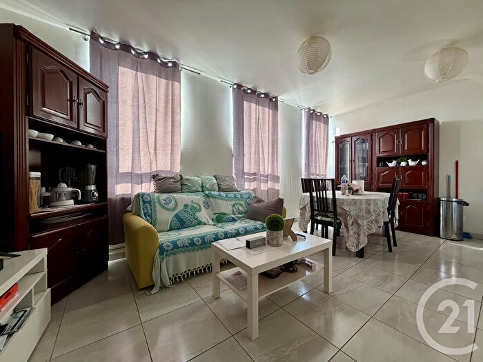 Appartement à vendre - Évry, Champtier du Coq - 2 pièces - 1 chambre