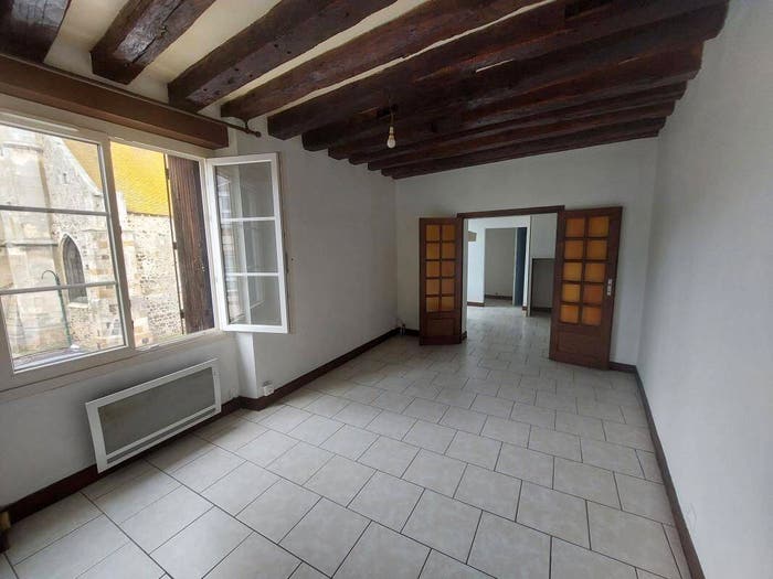 Centre, Verneuil d'Avre et d'Iton : Appartement 2 pièces à louer