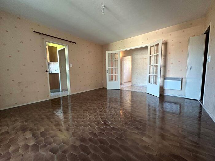 Centre Ville, Chambéry - Appartement 4 pièces à louer