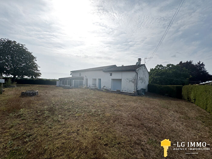 Maison 6 pièces à Cozes, à vendre