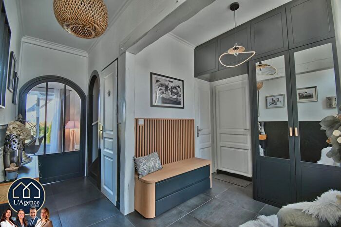 Nogent-le-Roi : Maison 6 pièces à vendre