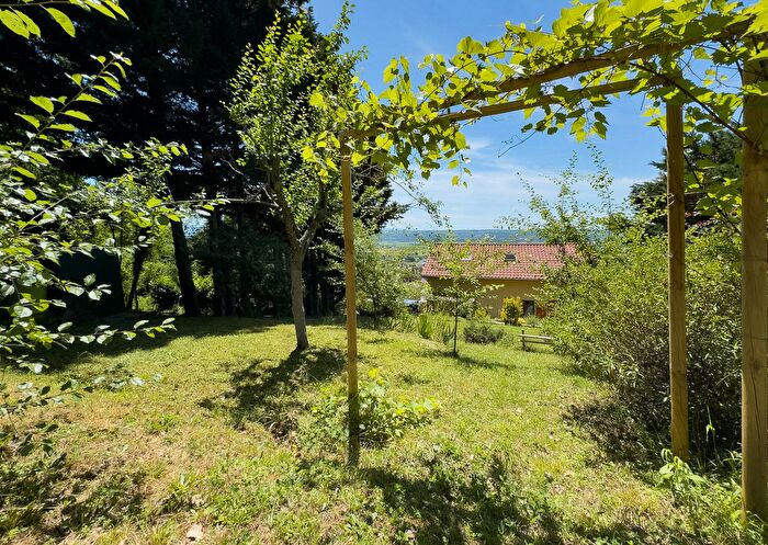 La Côte-Saint-André : Maison 4 pièces à vendre
