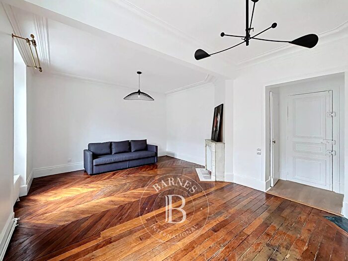 Appartement 2 pièces à louer à Neuilly-sur-Seine, Plaine des Sablons