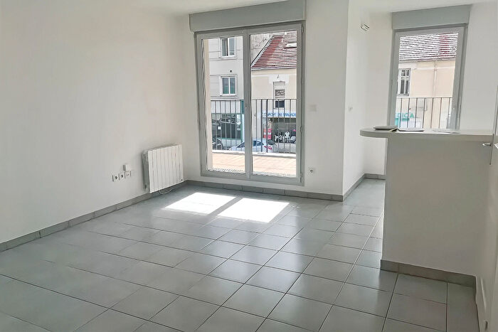 Appartement à louer - Nantes, Sainte-Thérèse, Rond-Point de Vannes - 3 pièces - 2 chambres