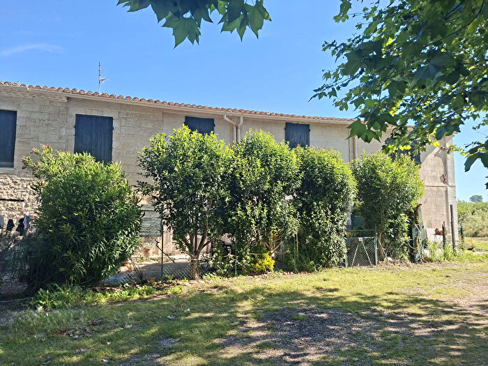 Saint-Gilles, Croix dArquier - Appartement 3 pièces à louer