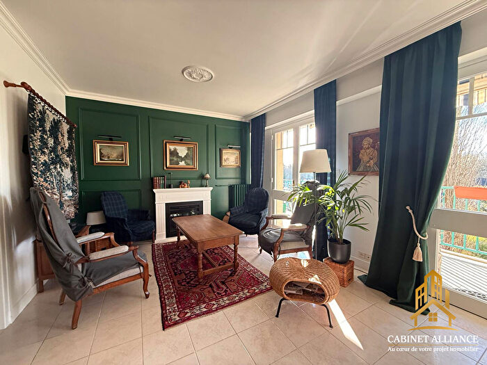 Appartement à vendre - Melun, Centre-ville - 4 pièces - 3 chambres