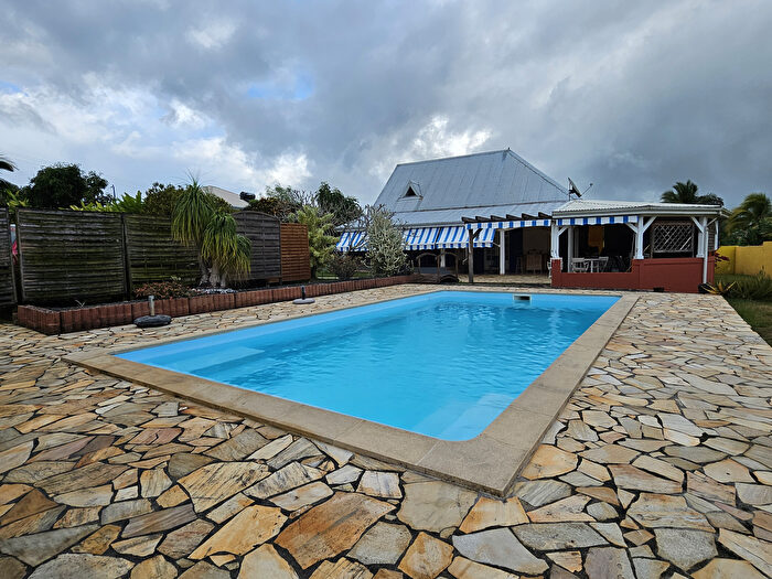 Maison à vendre - Lamentin - 6 pièces - 4 chambres