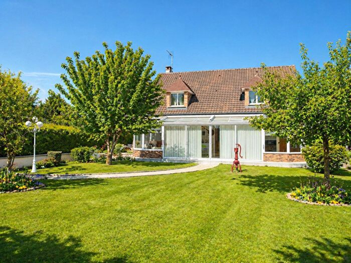 Maison 5 pièces à vendre à Le Châtelet-sur-Retourne
