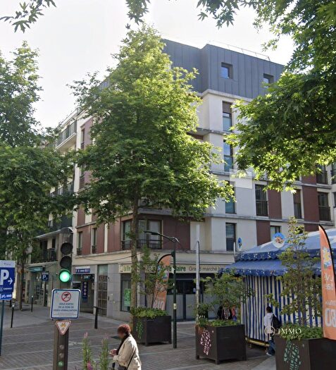 Appartement à louer - La Faiencerie-Le Clos Saint Cyr, Bourg-la-Reine - 1 pièce