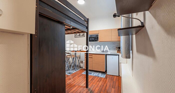 Paris 19ème, Secrétan, Jaurès : Appartement 1 pièce à vendre