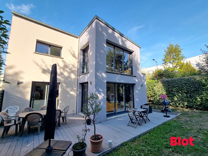 Pacé : Maison 8 pièces à vendre
