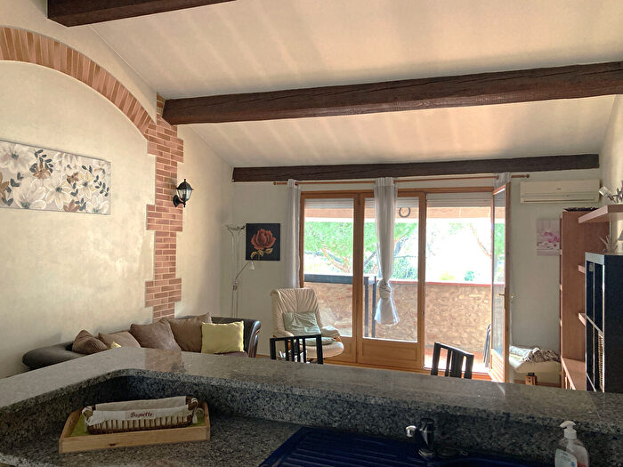 Maison à vendre - Saint-Cyprien, Village, Zone dActivité - 3 pièces - 2 chambres