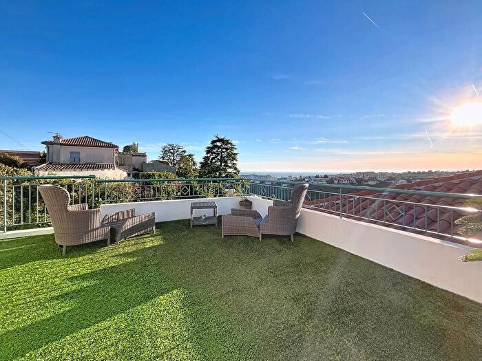 Appartement à vendre - Nice, Ventabrun - 3 pièces - 2 chambres