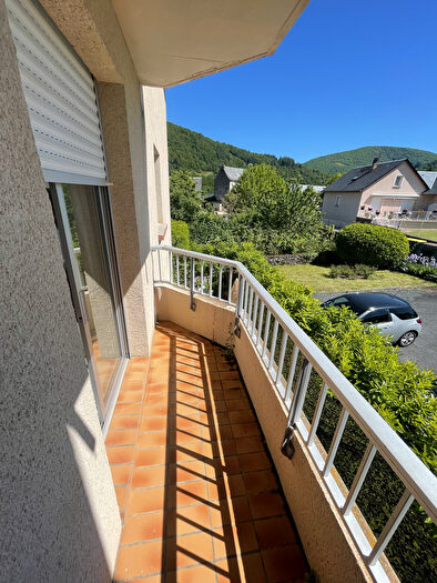 Saint-Geniez-d'Olt : Appartement 1 pièce à vendre