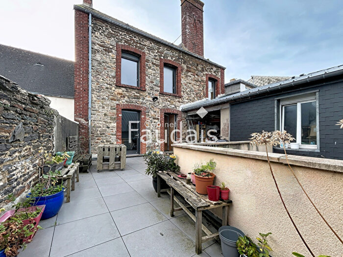 Appartement à vendre - Barneville-Carteret - 6 pièces - 3 chambres