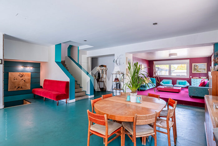 Colombes, Agent Sarre : Maison 6 pièces à vendre