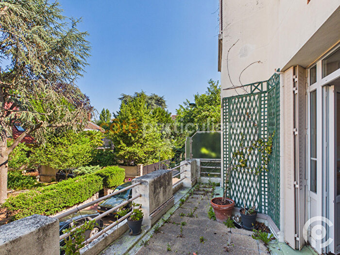 Clamart, Gare : Appartement 2 pièces à vendre