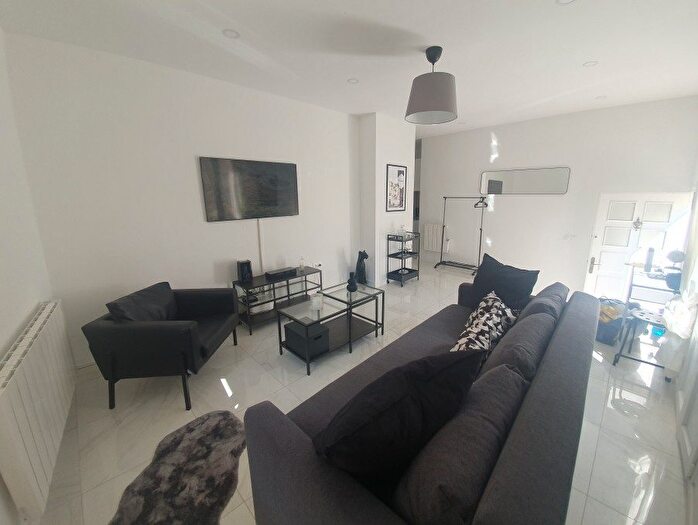 Appartement à vendre - Talant, Centre-ville - 2 pièces - 1 chambre