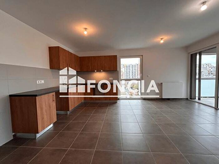 Appartement à louer - Arlequin, Grenoble - 4 pièces - 3 chambres