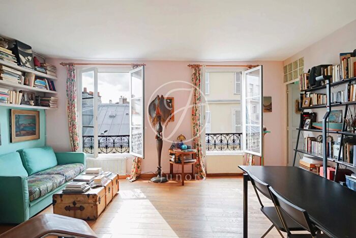 Appartement à vendre - Paris e , Montmartre, Sacré Coeur, Abbesses - 2 pièces - 1 chambre