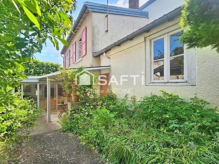 Maison 4 pièces à Veneux-les-Sablons, à vendre