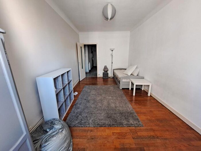 Appartement 2 pièces à louer à Grenoble, Bajatière