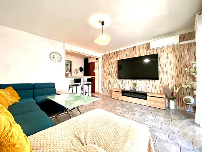 Appartement à vendre - Lunel, Route de Nïmes - 3 pièces - 2 chambres