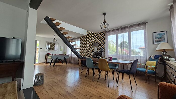 Maison 6 pièces à vendre à Mérignac, Capeyron