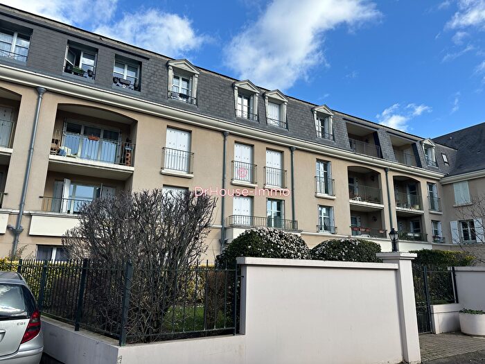 Appartement à vendre - Mantes-la-Jolie, Centre-ville - 3 pièces - 2 chambres