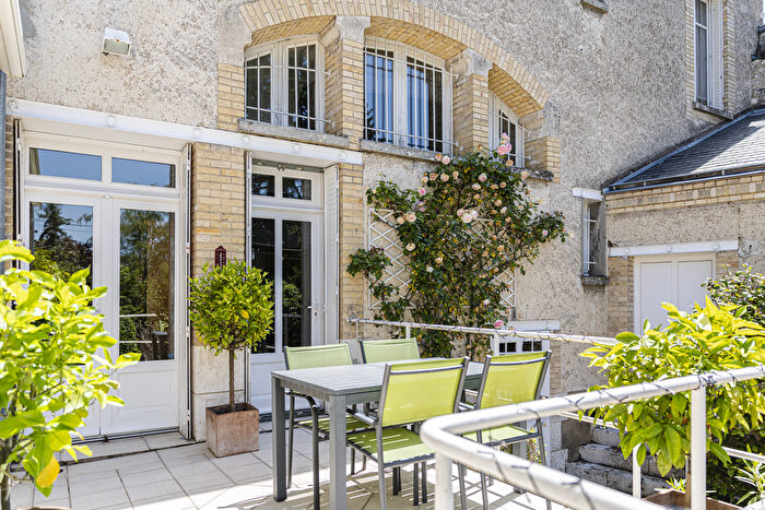 Orléans, Dunois, Châteaudun : Maison 8 pièces à vendre
