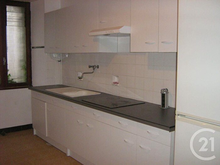 Maison à louer - Puyloubier - 2 pièces - 1 chambre