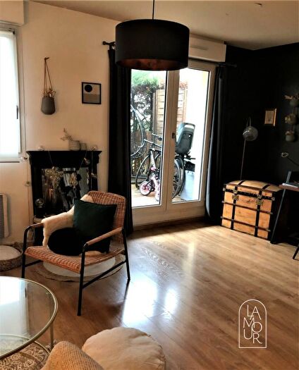 Appartement à louer - Dijon, Port du Canal - 3 pièces - 2 chambres