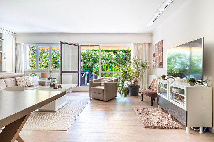 Appartement 4 pièces à Suresnes, Plateau Ouest, à vendre