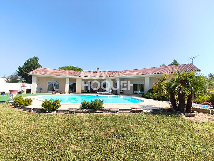 Maison 8 pièces à vendre à Marmande, Garrigues, Carpête