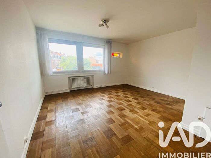 Cessoie, Lambersart : Appartement 4 pièces à louer
