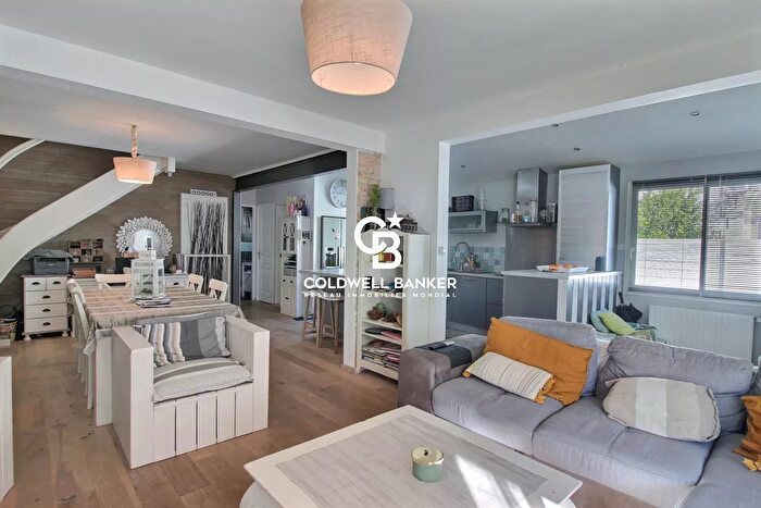 Maison à vendre - La Teste-de-Buch, Centre-ville - 4 pièces - 3 chambres