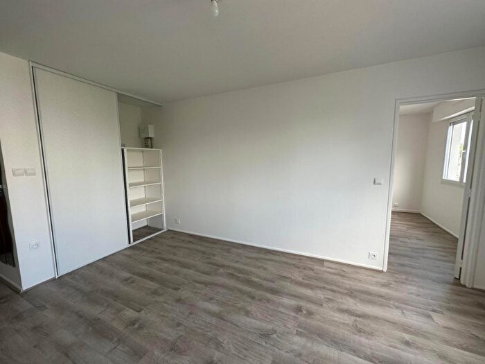 Tours, Lac : Appartement 2 pièces à louer