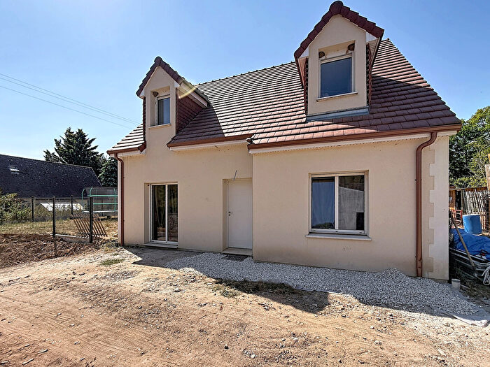 Maison 6 pièces à Énencourt-Léage, à vendre