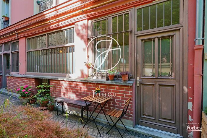 Appartement 2 pièces à vendre à Paris 11ème, République, Saint-Ambroise