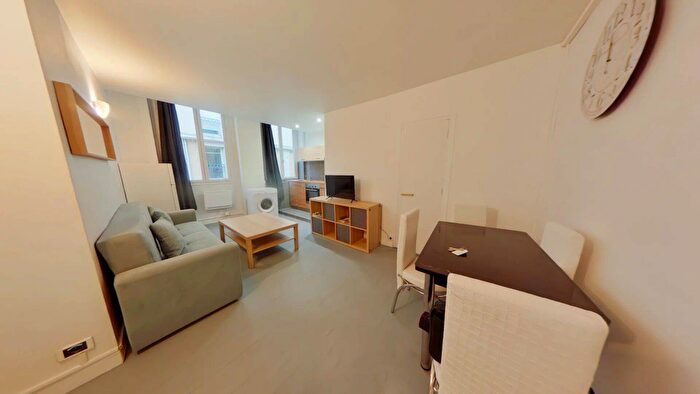 Appartement à louer - Saint-Étienne - 2 pièces - 1 chambre