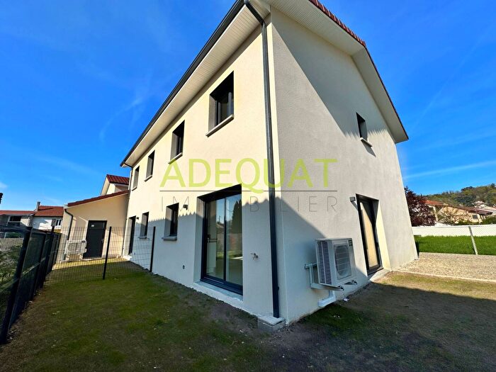 Maison à louer - Bourgoin-Jallieu - 4 pièces - 3 chambres