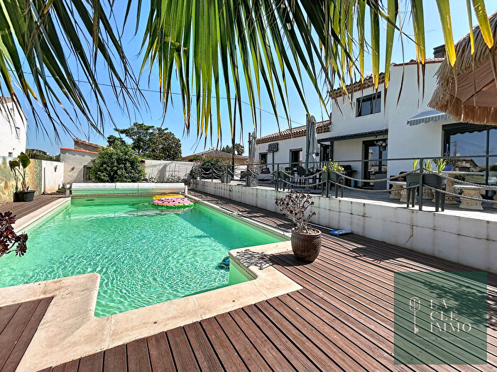 Villeneuve-lès-Béziers : Maison 5 pièces à vendre