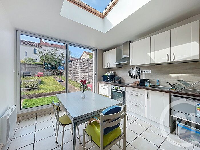 Maison à vendre - Cholet, Lorraine - 5 pièces - 3 chambres