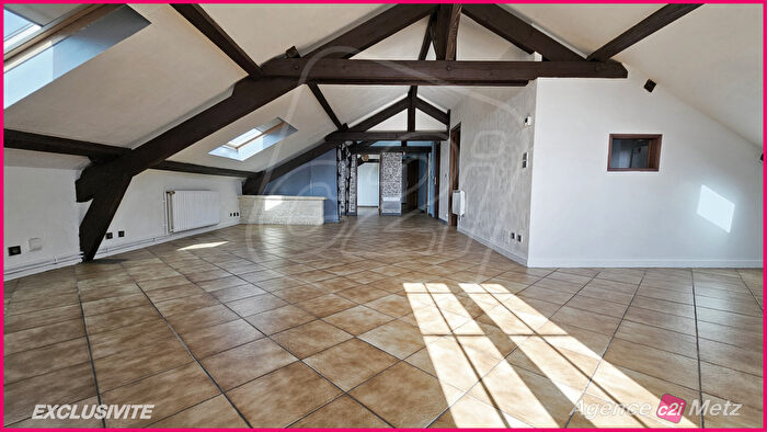 Appartement à vendre - Woippy, Centre-ville, Gare - 5 pièces - 3 chambres