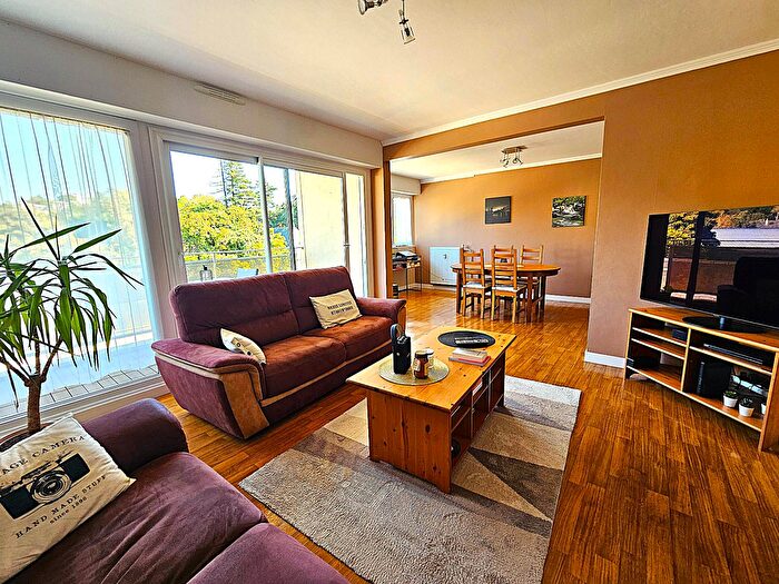 Appartement à vendre - Saumur, Chemin Vert, Violettes - 4 pièces - 3 chambres