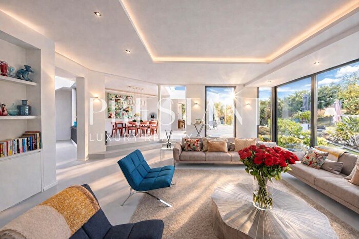 Maison 9 pièces à Garches, La Verboise, Janvier, à vendre