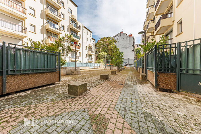 Appartement à vendre - Clermont-Ferrand, Jaude, Fontgiève Saint-Alyre - 1 pièce